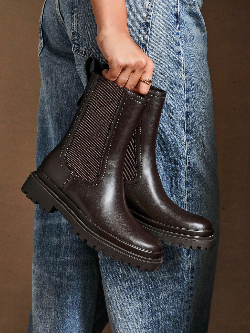 Brown Faux Leather Chunky Sole Chelsea Boot – Linzi