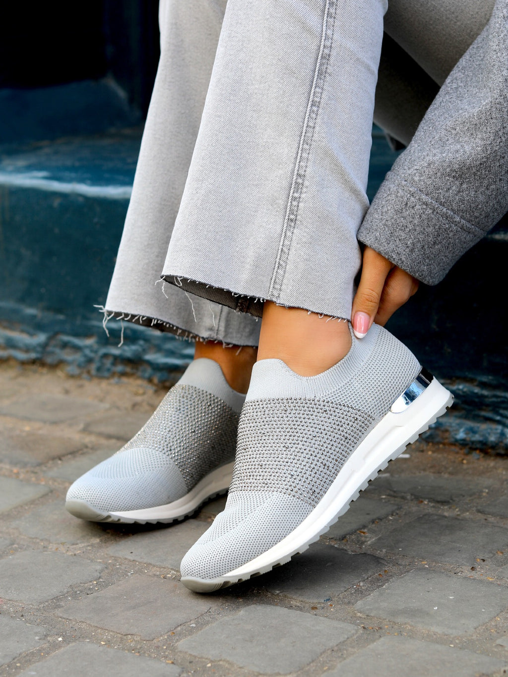 Grey Flyknit Trainer With Diamante Embellishment – Linzi