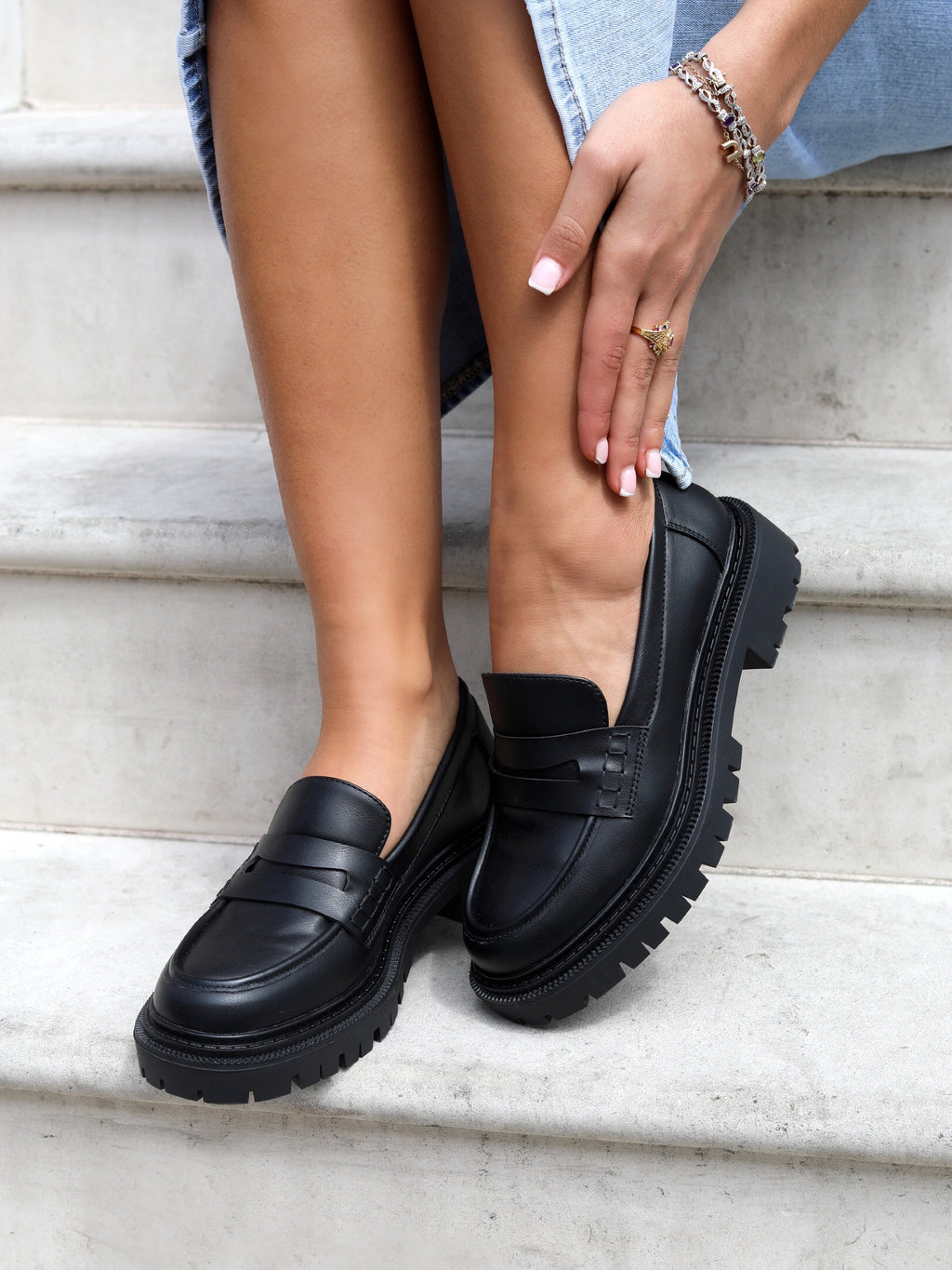 Black Faux Leather Classic Chunky Loafer – Linzi