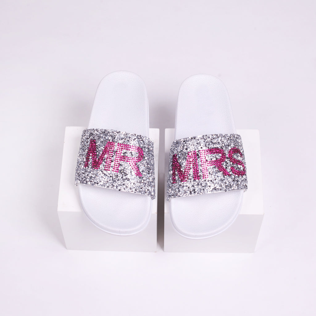 White Mr & Mrs Diamante Sliders – Linzi